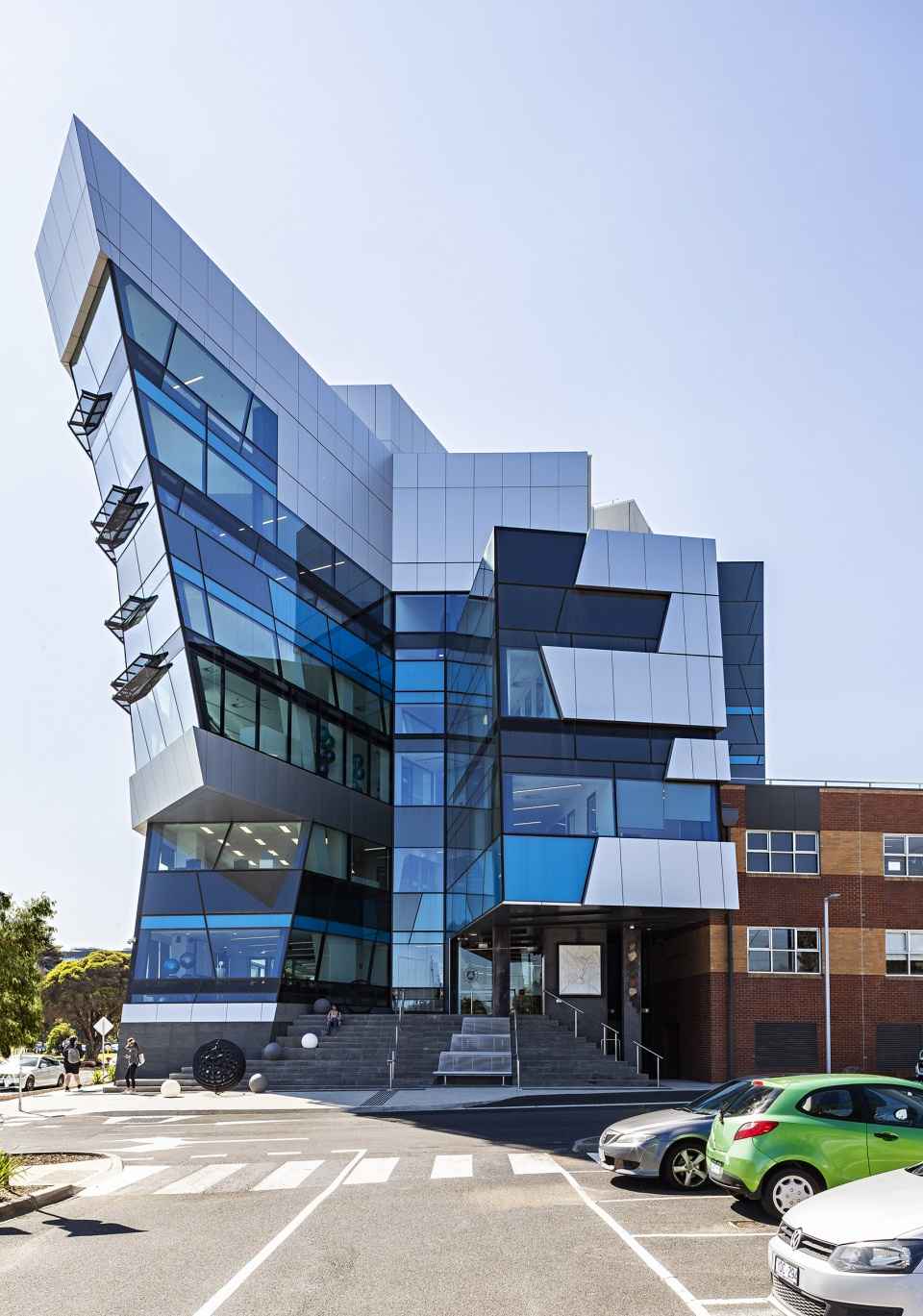 迪肯大学室内运动与体育科学专业教学楼，澳大利亚 / DS Architects - docin.com豆丁网